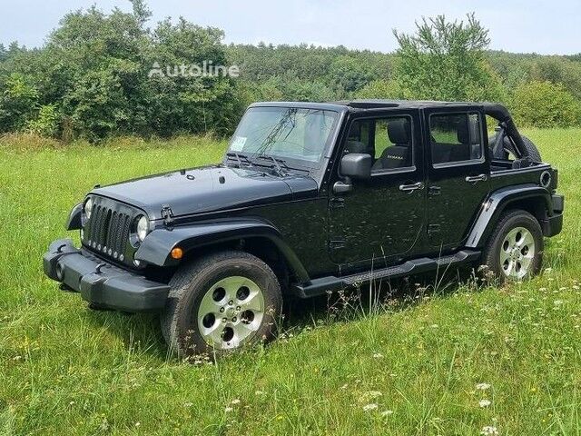 Jeep Wrangler 3.6L V6 VVT Sahara A/T terenac