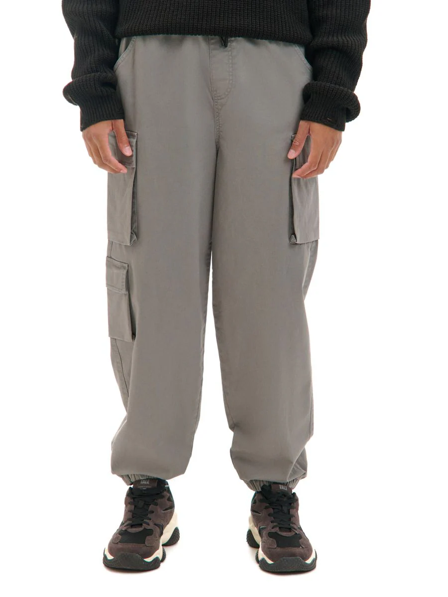 Jogger pantalone s cargo džepovima