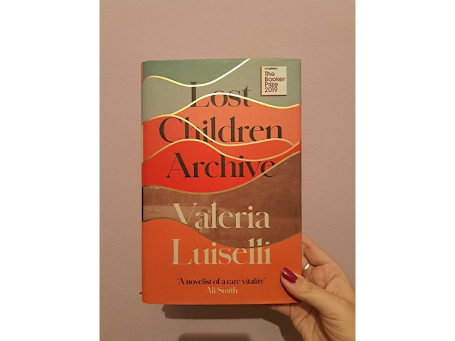 LOST CHILDREN ARCHIVE, Valeria Luiselli