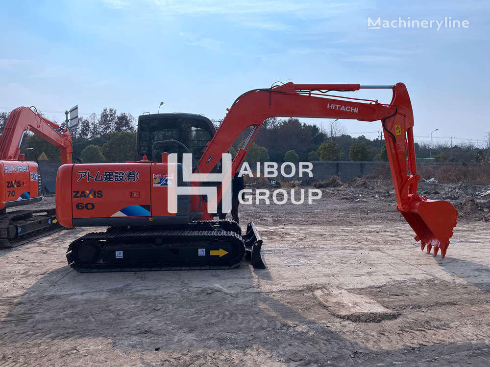 Hitachi ZX60 EX60 60 bager guseničar