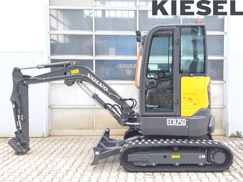 Volvo ECR25D mini bager