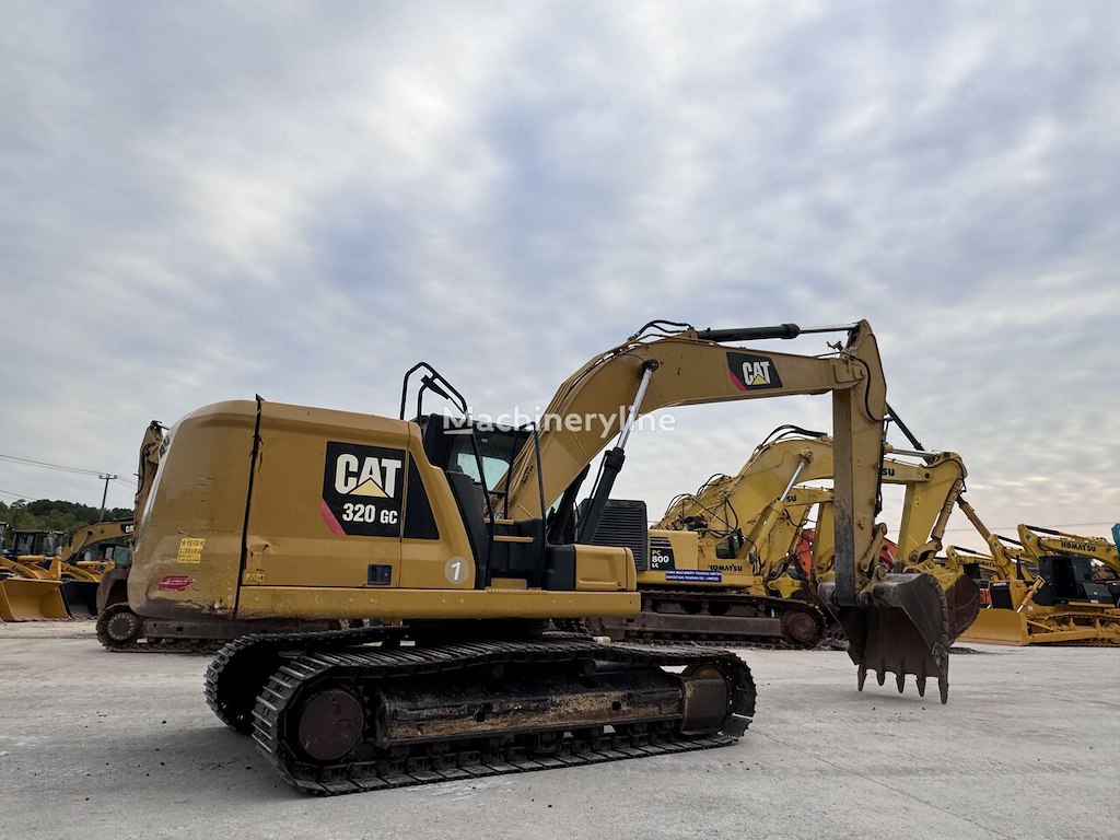 Caterpillar 320GC bager guseničar