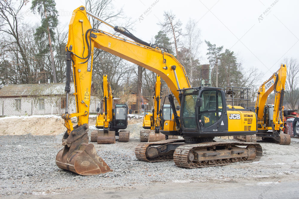 JCB JS220 bager guseničar