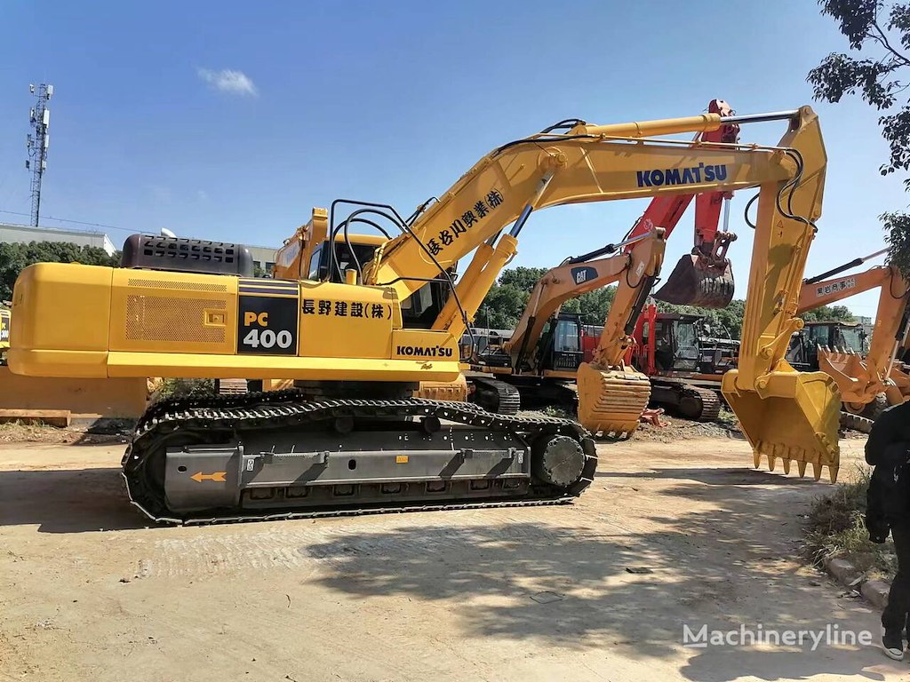 Komatsu PC400-7 bager guseničar