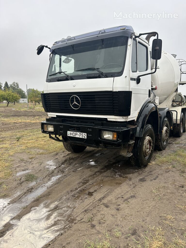 Stetter na šasiji Mercedes-Benz kamion s mešalicom za beton