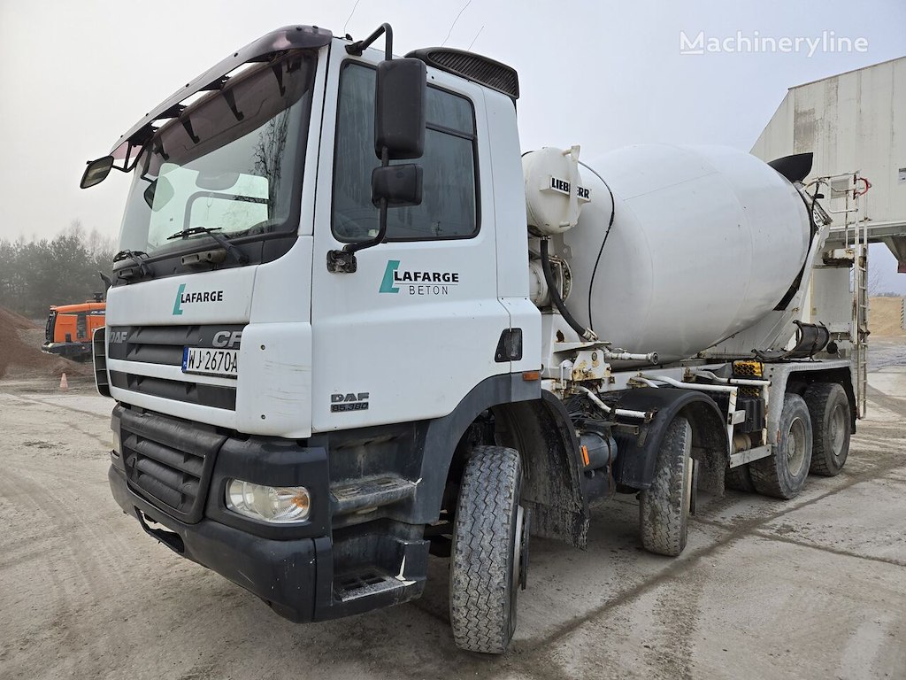 Liebherr na šasiji DAF CF 85 380 kamion s mešalicom za beton