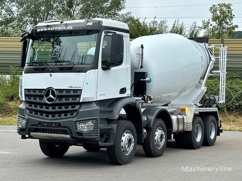 Novi Euromix MTP na šasiji Mercedes-Benz AROCS 5 4142 B kamion s mešalicom za beton