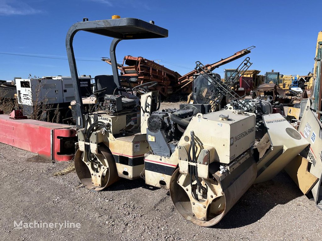 Ingersoll Rand DD24 mali valjak