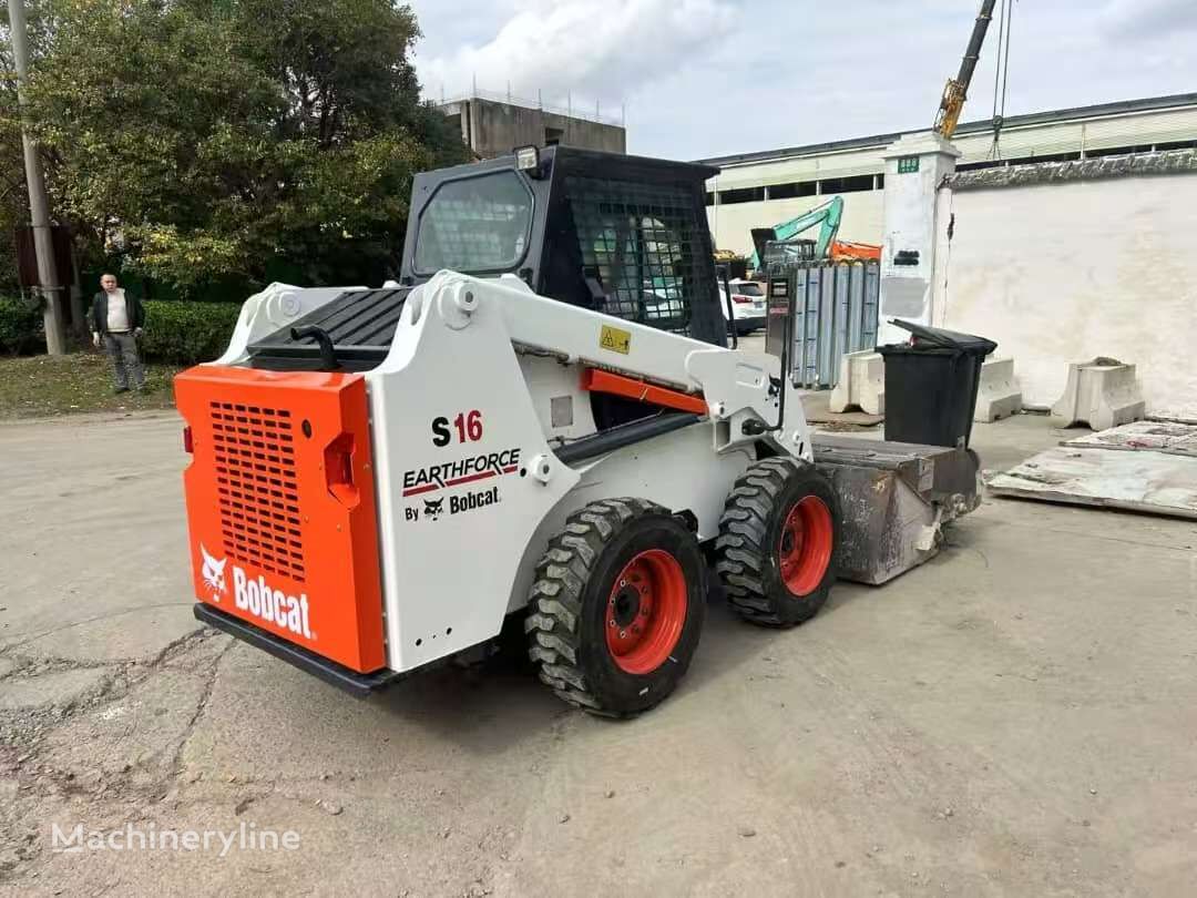 Bobcat S16 mini utovarivač