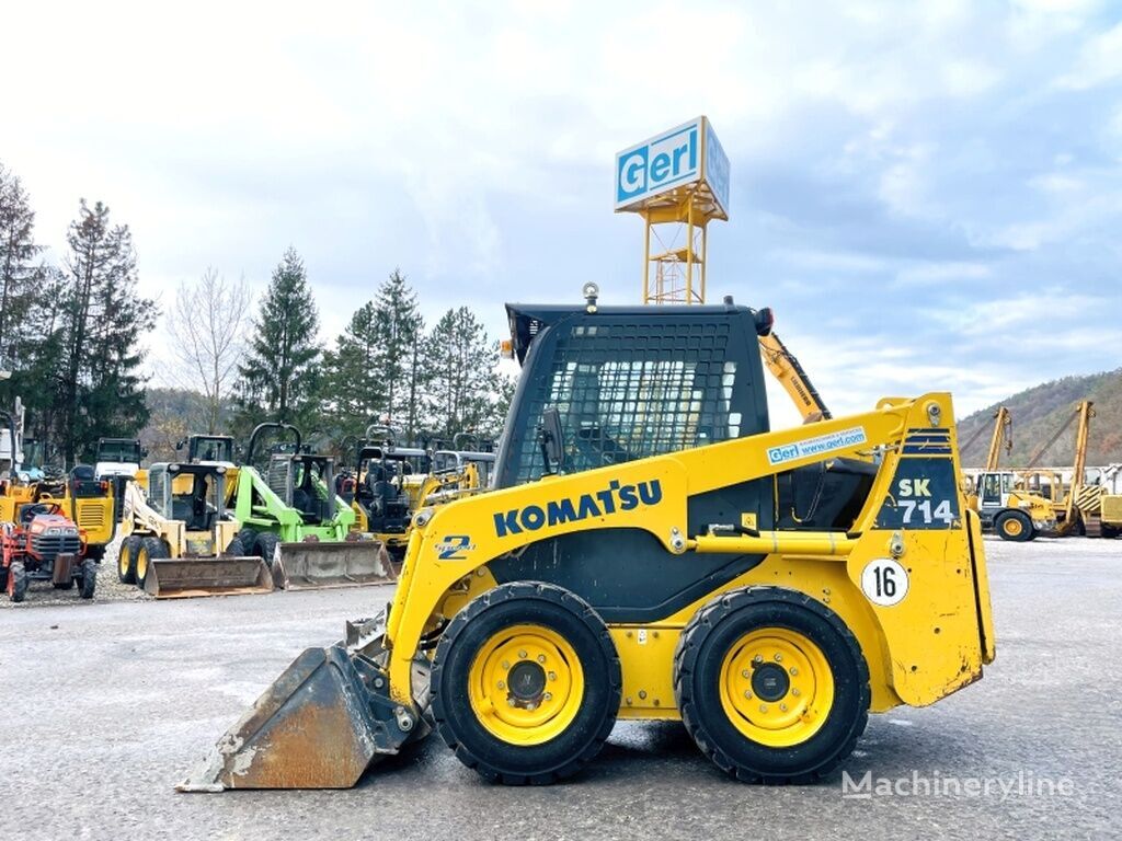 Komatsu SK714 mini utovarivač