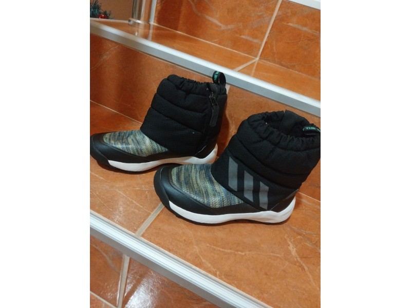 Cizme za decaka br.33 adidas