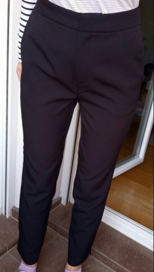 Zenske crne pantalone