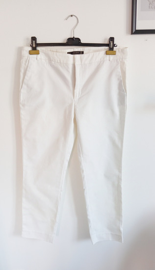 Besprekorne ZARA pantalone