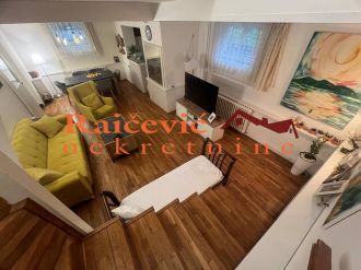 107m² 415.000€
Beograd, Savski Venac, Dedinje, Alekse Bacvanskog