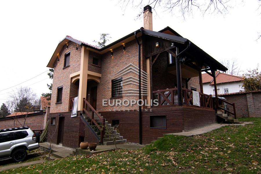 Prodaja - lux, renovirana kuća, Voždovac, Jajinci ID#6760 1.169.000 €