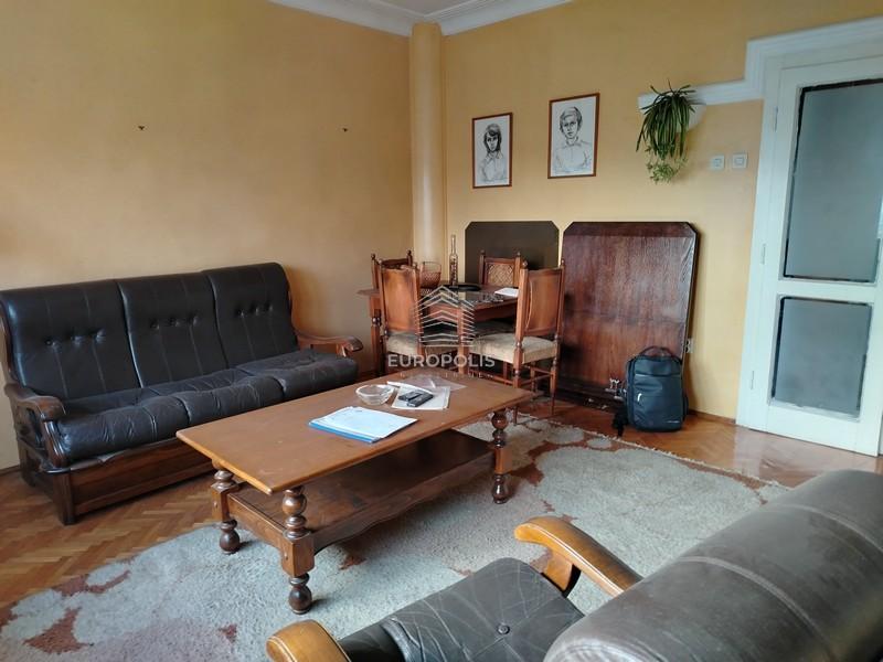 Prodaja, kuća sa dvorištem, 4 nivoa, za investiciju ID#6728 349.000 €