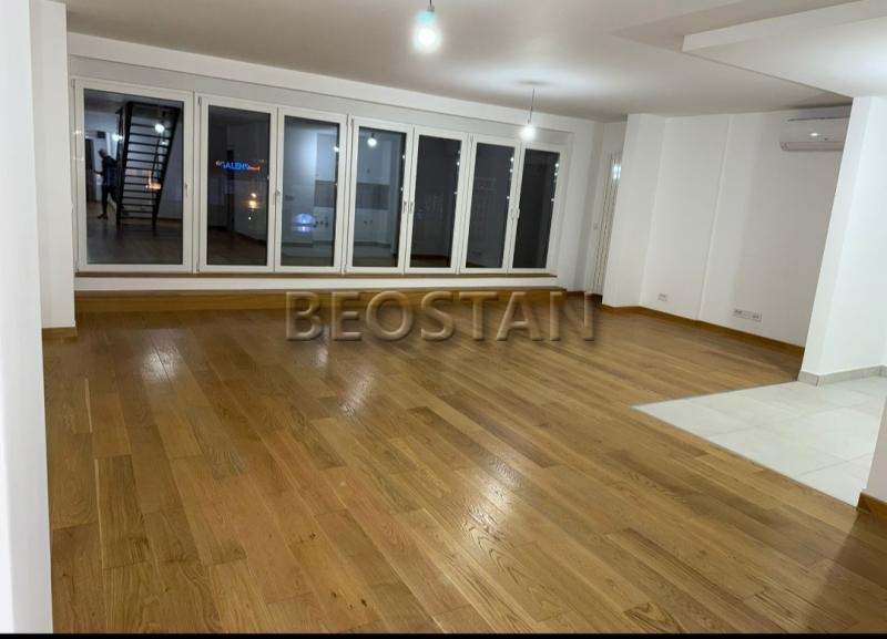 Novi Beograd - Savada 3 #60289 4.000 €