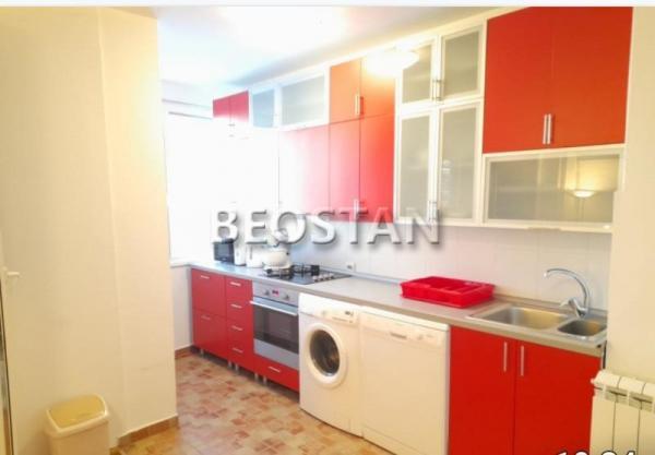 27. marta, Trosoban stan za izdavanje, 62m2, 750€