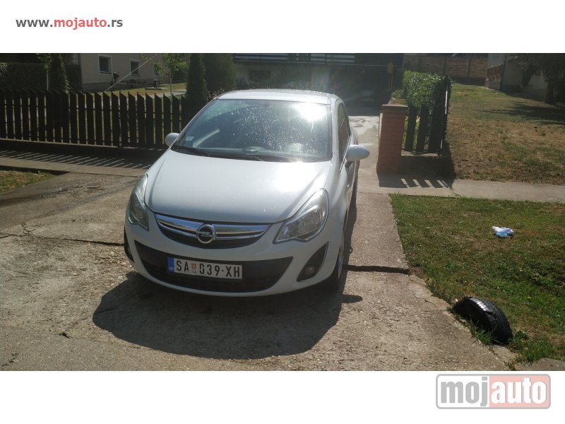 Opel Corsa D 1.2 benzin