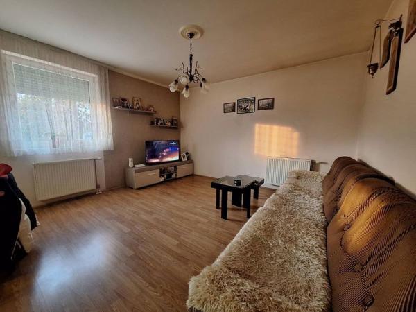 Kuća na prodaju, 214m2, 159.300€