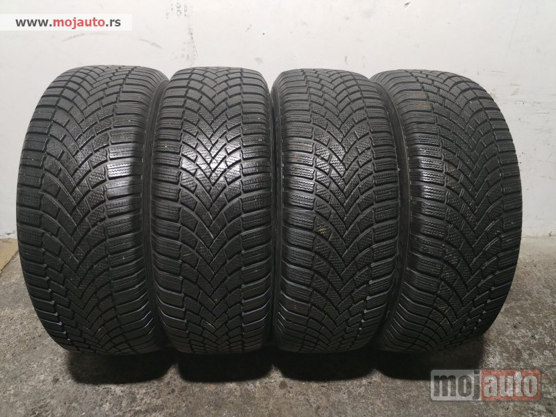 2933. Gume BRIDGESTONE 18-ice, ZIMSKE 235/60, Šara 7,6 mm, DOT 3519