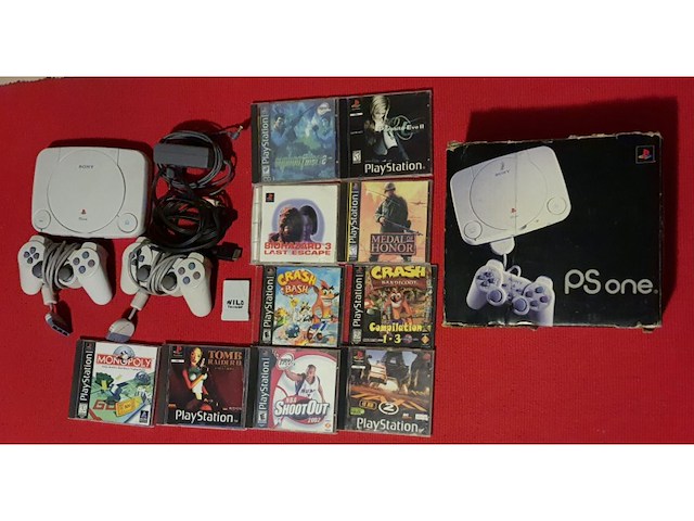 PS1 komplet + 10 igrica