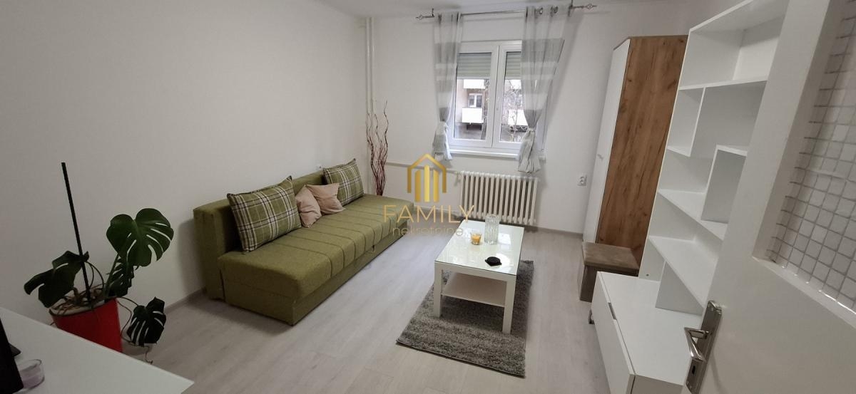 Renoviran stan 31 m², visoko prizemlje, odlična lokacija