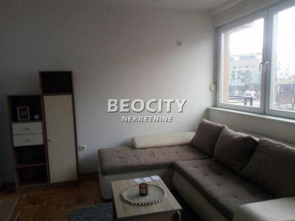 Novi Sad, Bulevar patrijarha Pavla, Bulevar Patrijarha Pavla, 0. 5, 26m2, 300EUR