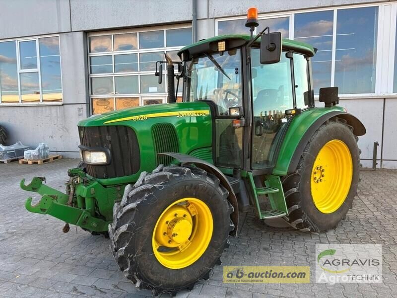 Prodaje se John Deere 6420 traktor točkaš na aukciji