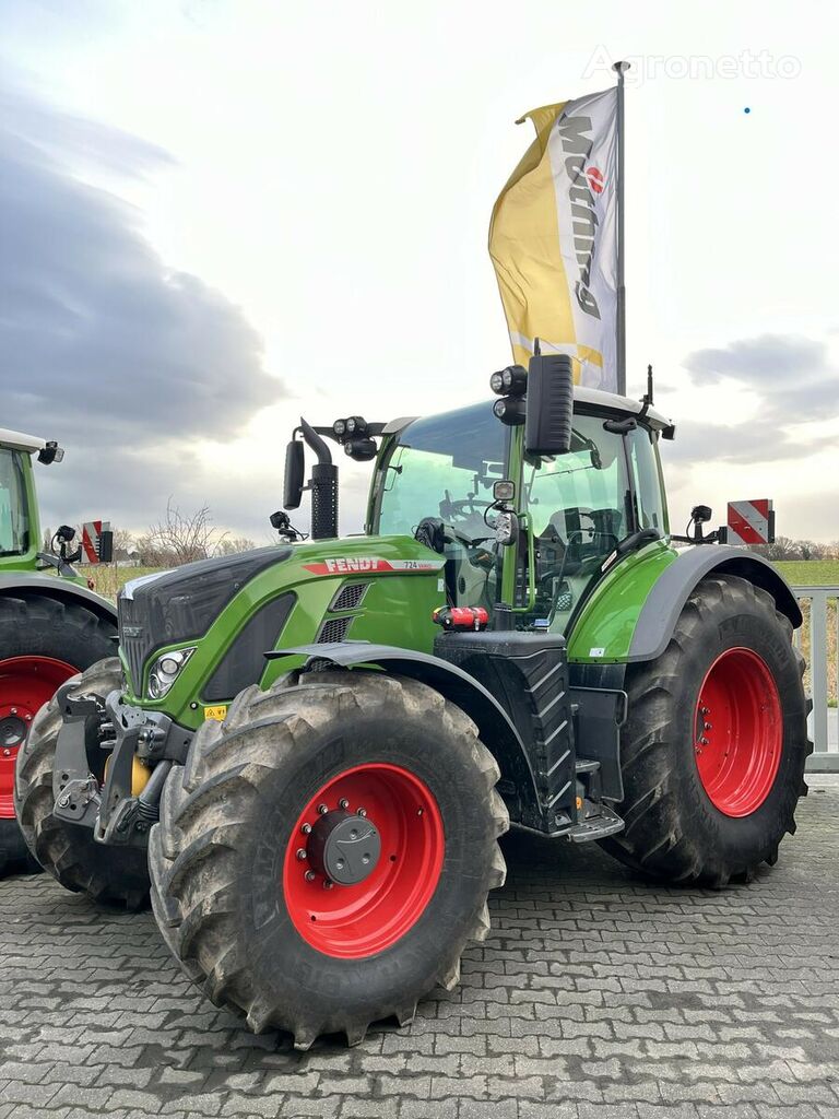 Novi Fendt 724 VARIO GEN-6 traktor točkaš