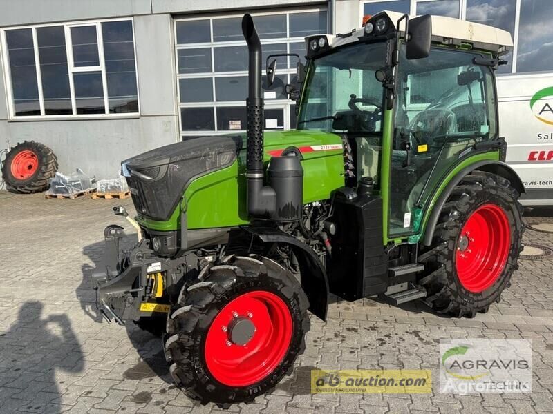 Prodaje se Fendt 211 F VARIO GEN-3 PROFI+ SET-2 traktor točkaš na aukciji