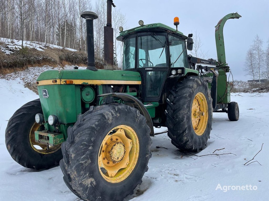 John Deere 4240S traktor točkaš