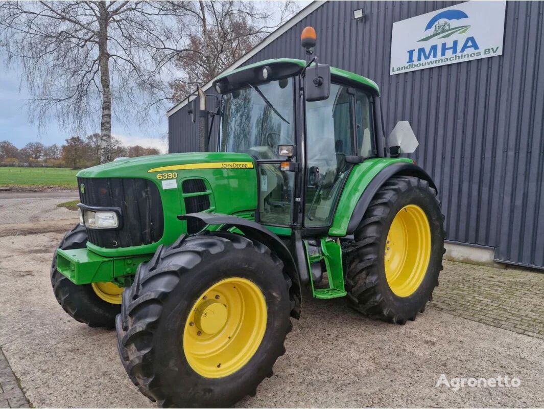 John Deere 6330 traktor točkaš