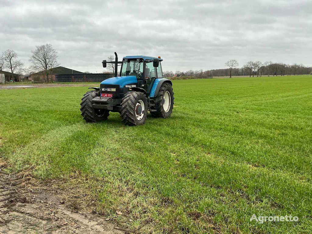 Prodaje se Ford 8360 DT traktor točkaš na aukciji