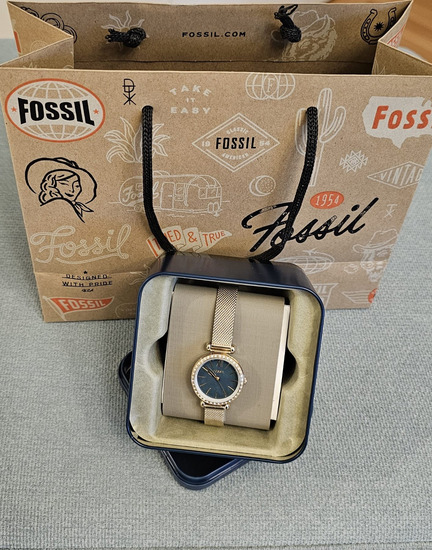 Fossil ženski sat