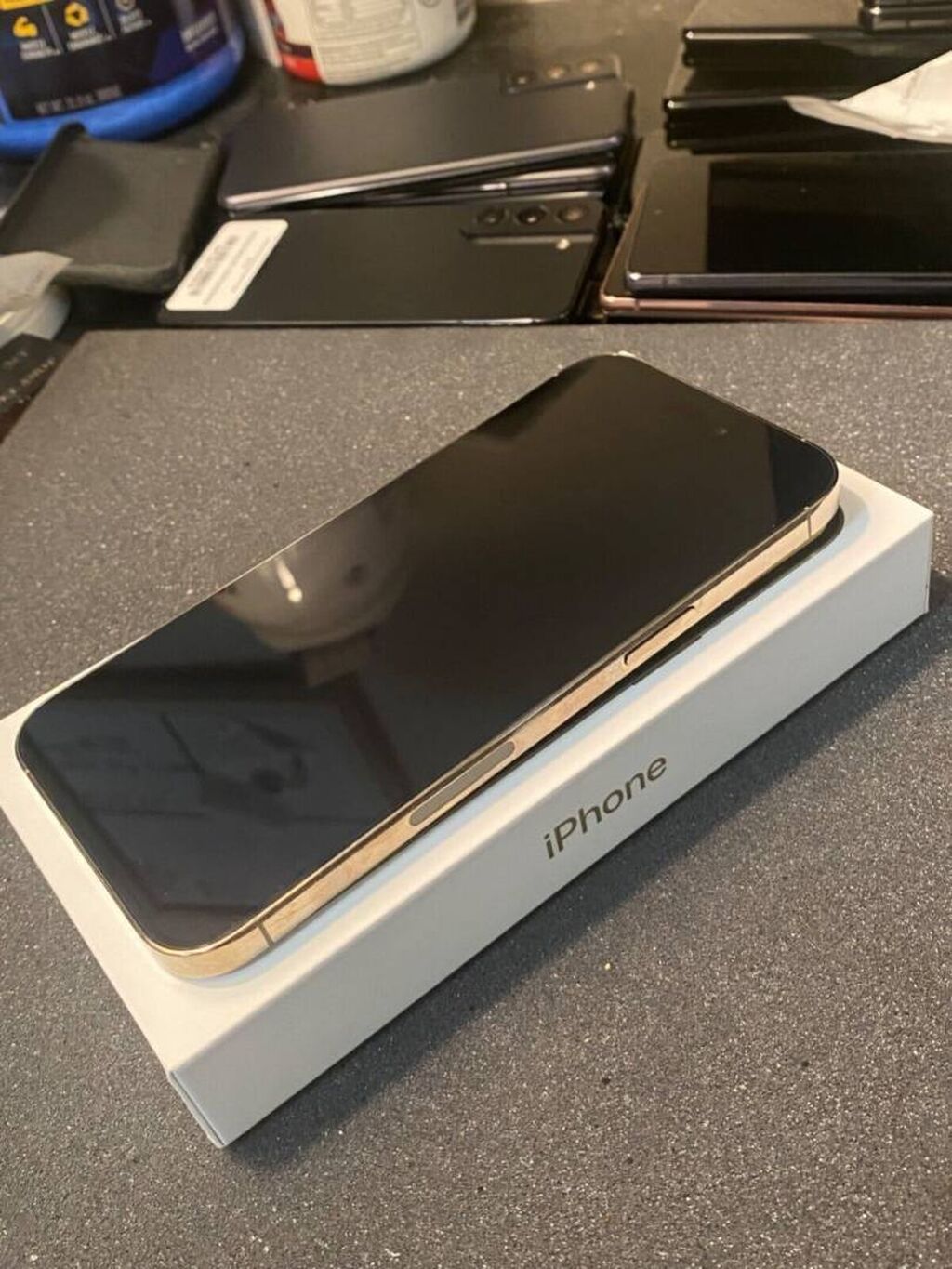 Apple iPhone iPhone 14 Pro, 256 GB, Matte Gold, Na preklapanje, Otisak prsta, Bežični punjač