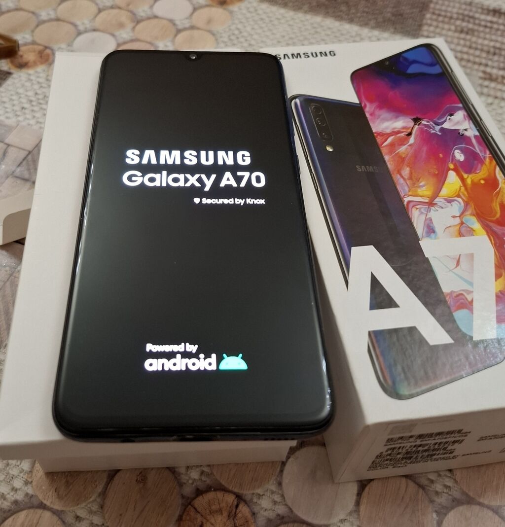 Samsung A70s, 128 GB, bоја - Crna, Otisak prsta, Dual SIM, Face ID