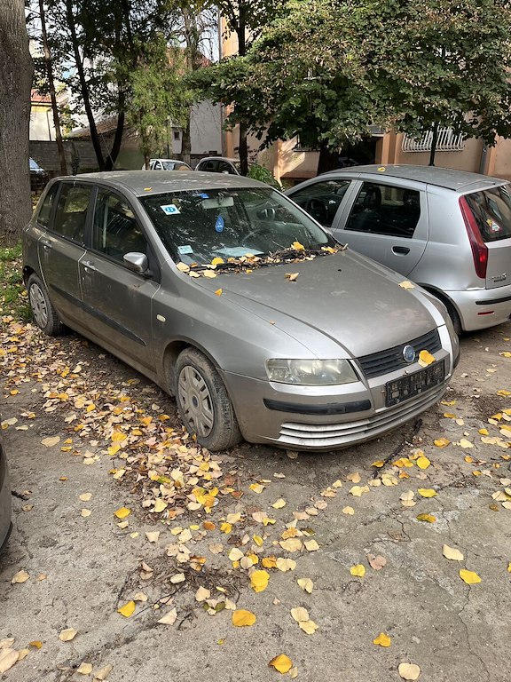 Fiat 124: 0.1 - engine capacity l | 2002 г. 200000 km. Hečbek