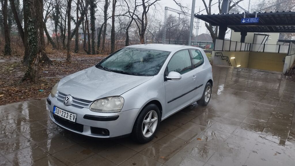 Volkswagen Golf: 1.4 l | 2006 г. Hečbek