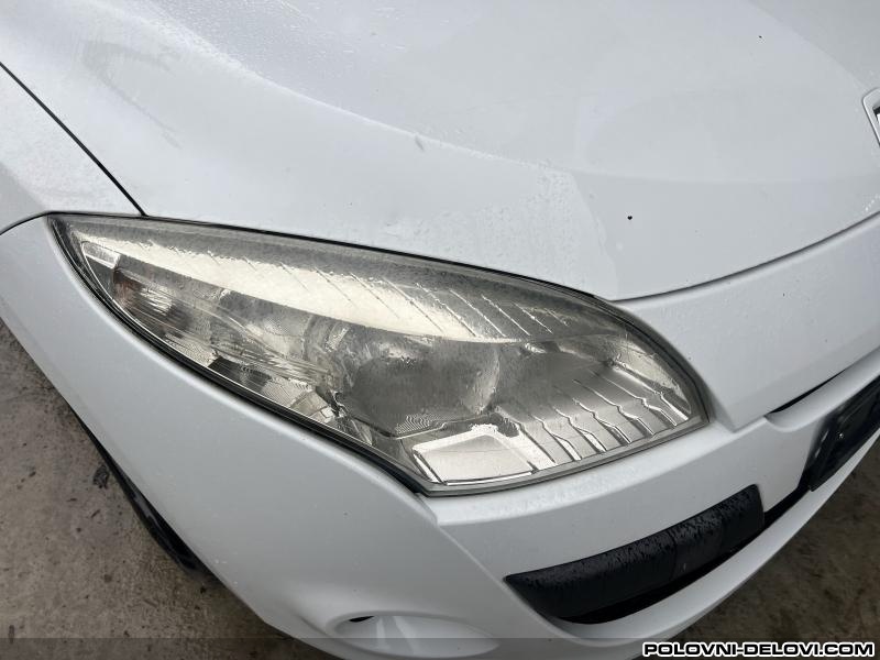 Renault Megane 3 Far Desni Svetla I Signalizacija