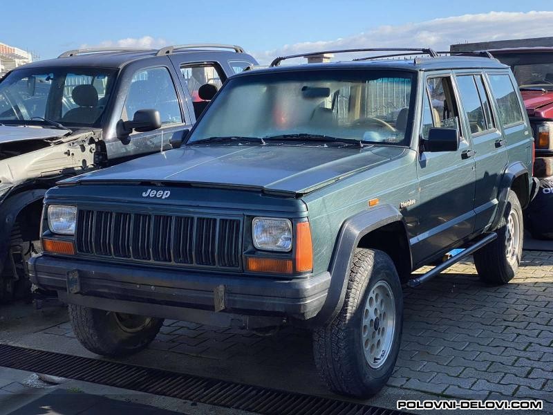 Jeep Cherokee Kompletan Auto U Delovima