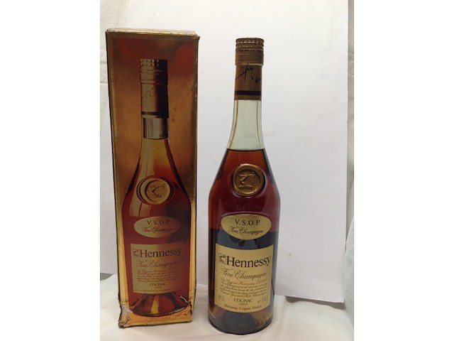 Šampanjac Hennessy Fine Champagne Cognac. Neotvarano.