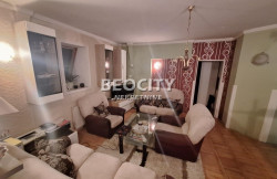 Novi Sad, Centar, Trg Mladenaca, 4.0, 85m2, 375000EUR