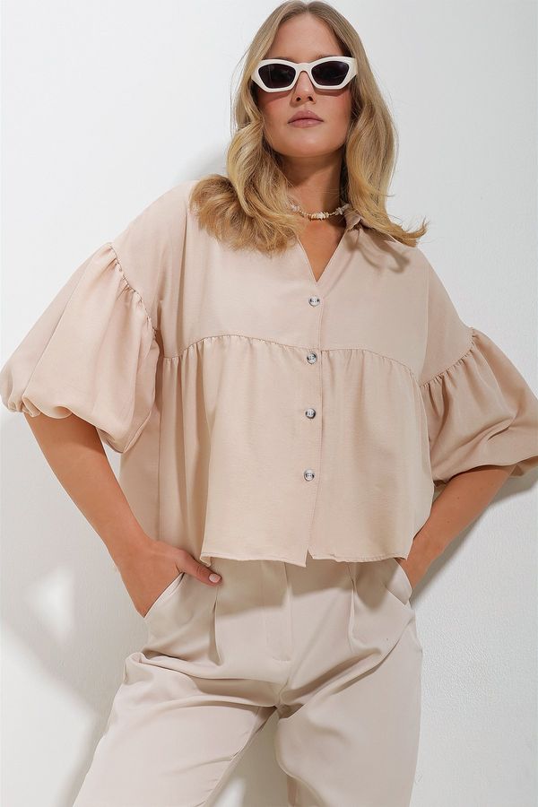 TREND ALAÇATI STILI WOMEN'S BEIGE BALLOON SLEEVE ROBE GATHERED KUBRA COTTON CROP SHIRT