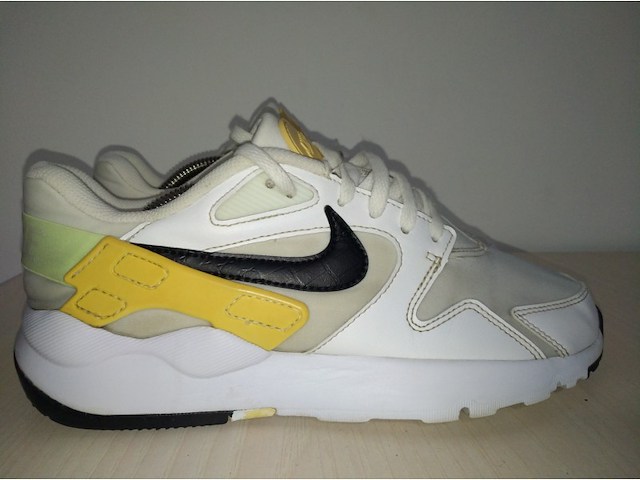 Original Nike ženske patike LD VICTORY broj 40