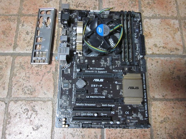 MB44.ASUS Z97-P sa Intel Core i7-4790 i 8GB DDR3