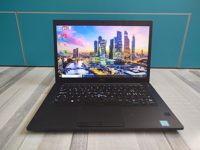 Dell Latitude 7490 Intel i7-8650U/8GB/256GBssd