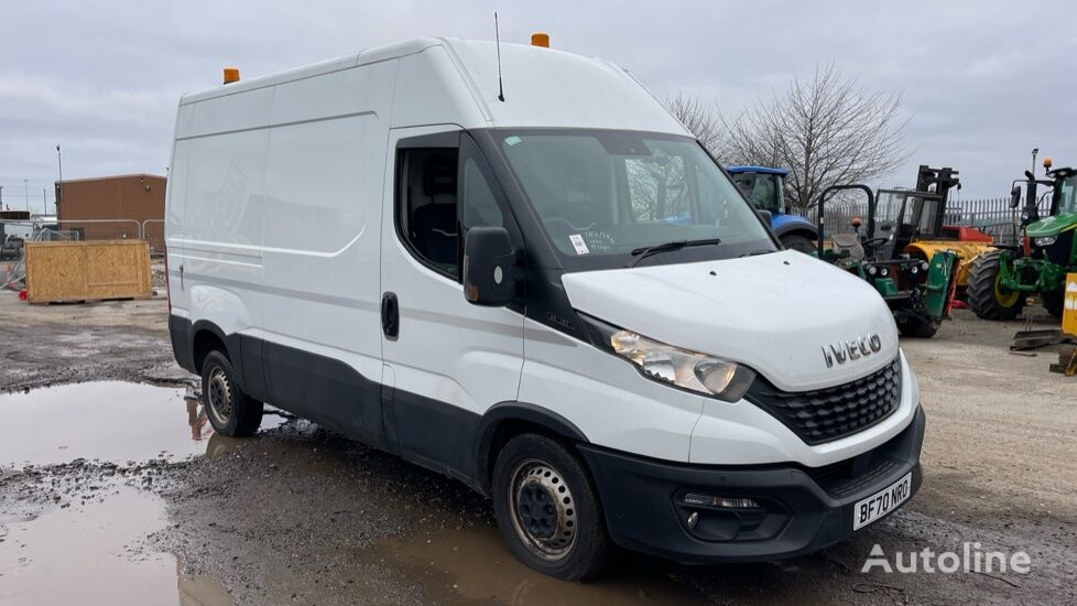 Prodaje se IVECO DAILY 35-120 minibus furgon na aukciji