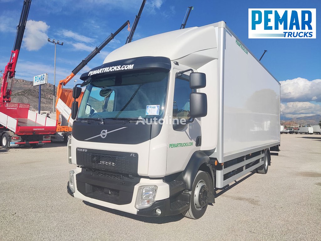 Volvo FL 210 12T CAJA CERRADA kamion furgon