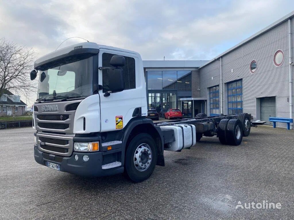 Scania P320 / TUV:27-06-2025 / ONLY:575969 KM / LIFT AXLE / PLATFORM 20 kamion šasija